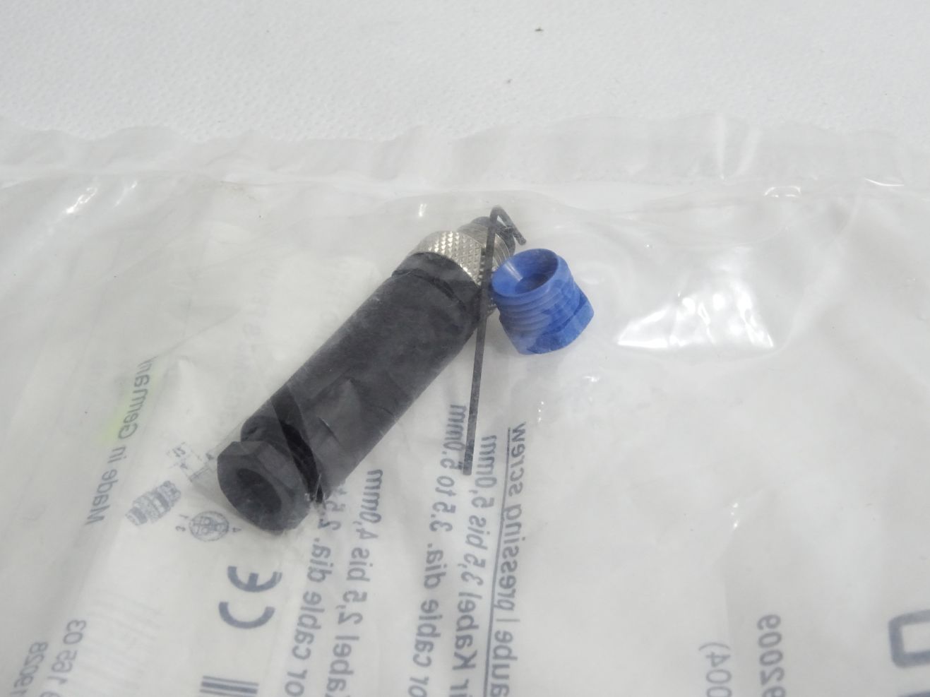 Festo Stecker SEA-3GS-M8-S 192009 / Neu OVP | Maranos.de